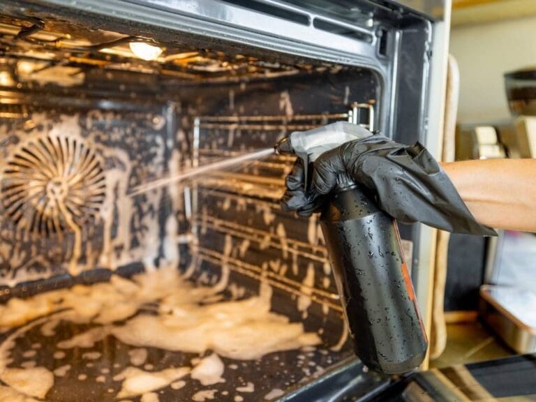 What Is A Degreaser? Exploring Types, Uses, And Benefits - AQUAQUICK ...